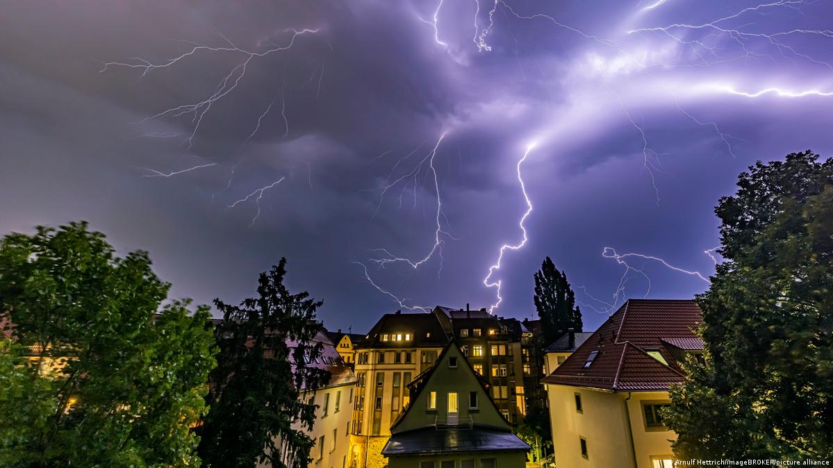 Man dies after lightning strikes German beer garden