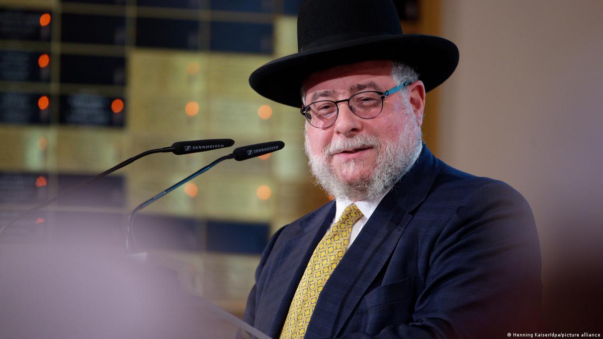Who is Charlemagne Prize honoree Rabbi Pinchas Goldschmidt?