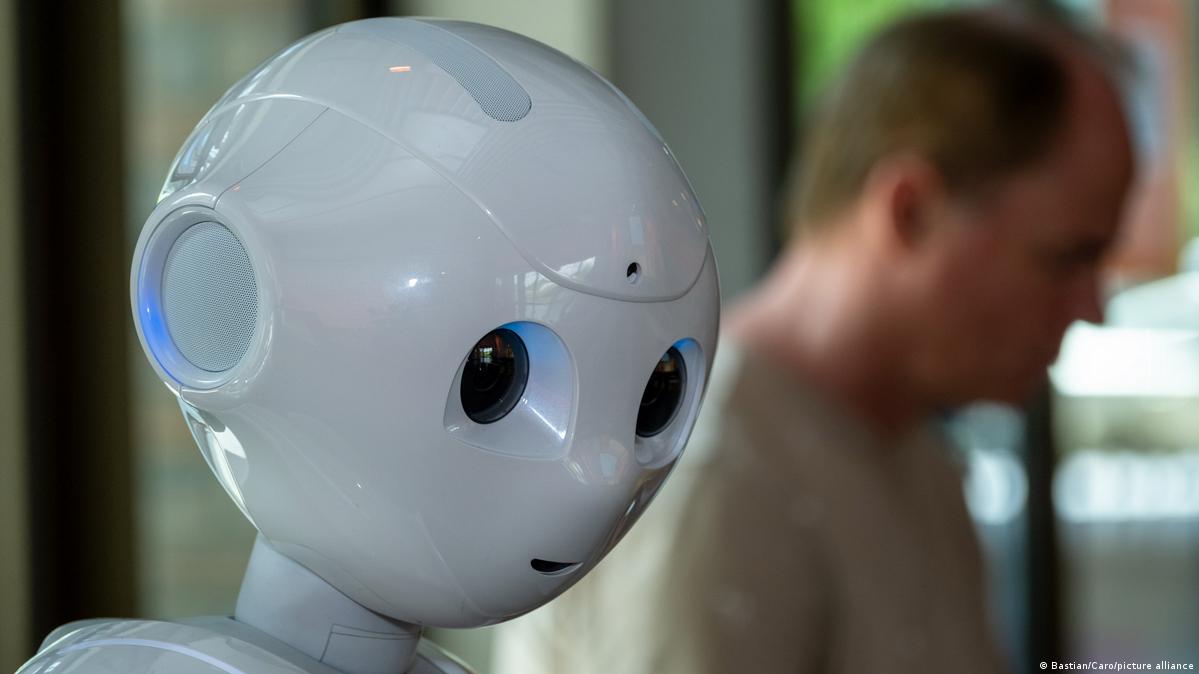 AI more likely to help workers than take their jobs: UN