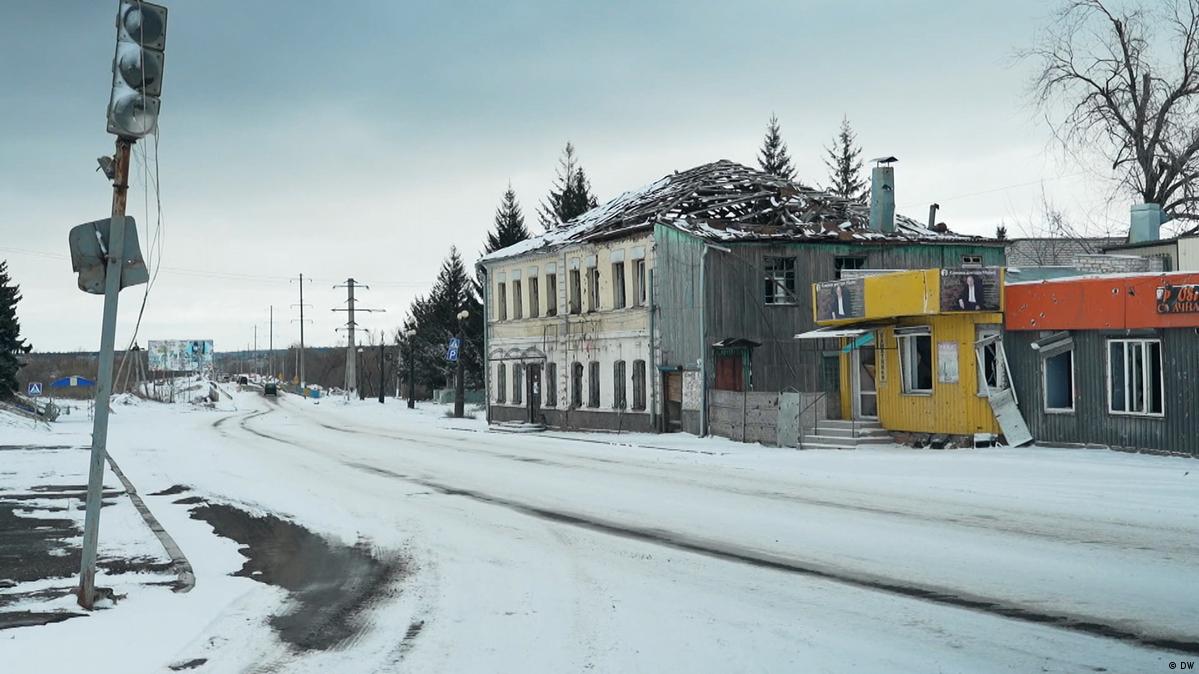 'Little Russia': Moscow's occupation of a Ukrainian town – DW – 08/25/2023