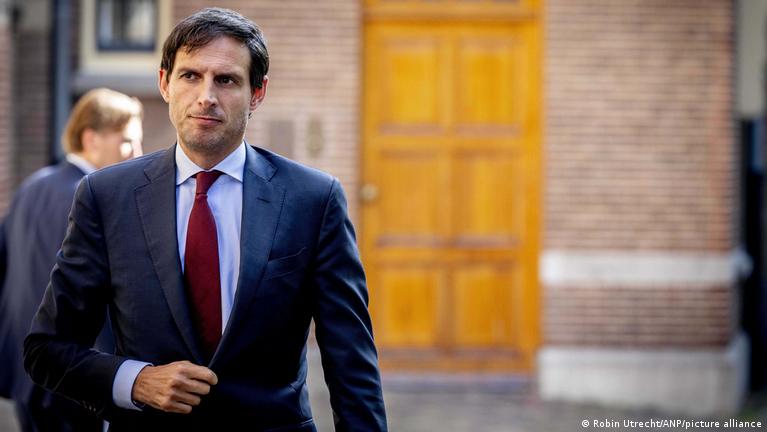 Dutch foreign minister named new EU climate czar candidate – DW – 08/25 ...