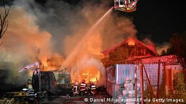 Romania: Deadly explosions hit gas station near Bucharest – DW – 08/27/2023