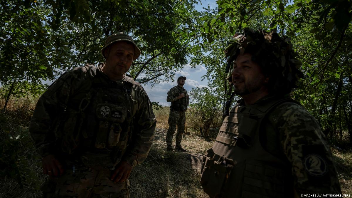 Ucrania oficializa liberación de Robotyne y avanza al sur – DW – 28/08/2023