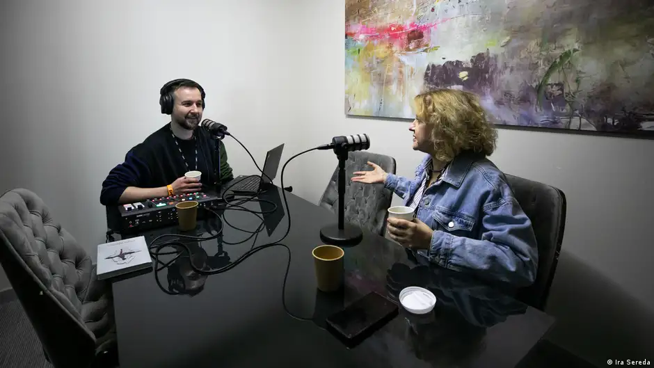 Ukrainian podcaster Volodymyr Anfimov reflects on how how he does good interviews during a war ...