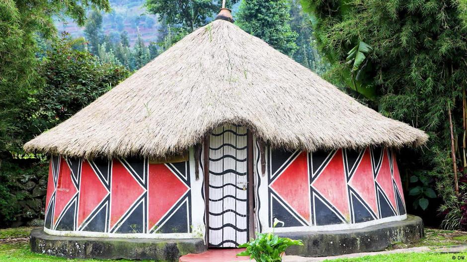 Would you adorn your home with cow dung? – DW – 10/14/2023