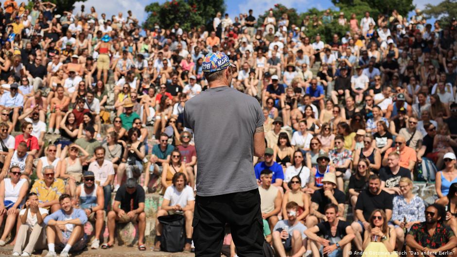 Das andere Berlin: Der Mauerpark – DW – 24.04.2024