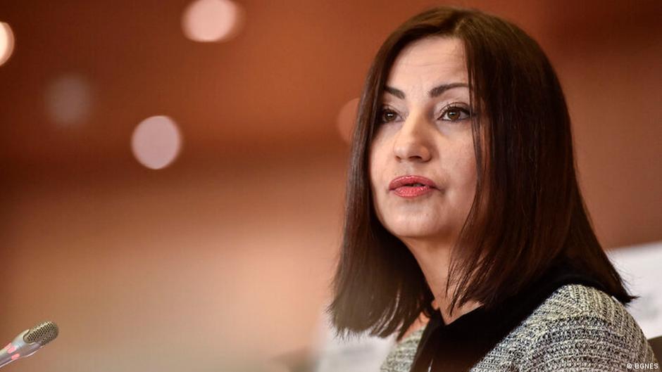 Нов български еврокомисар Илиана Иванова бе одобрена от ЕП Dw 12 09 2023