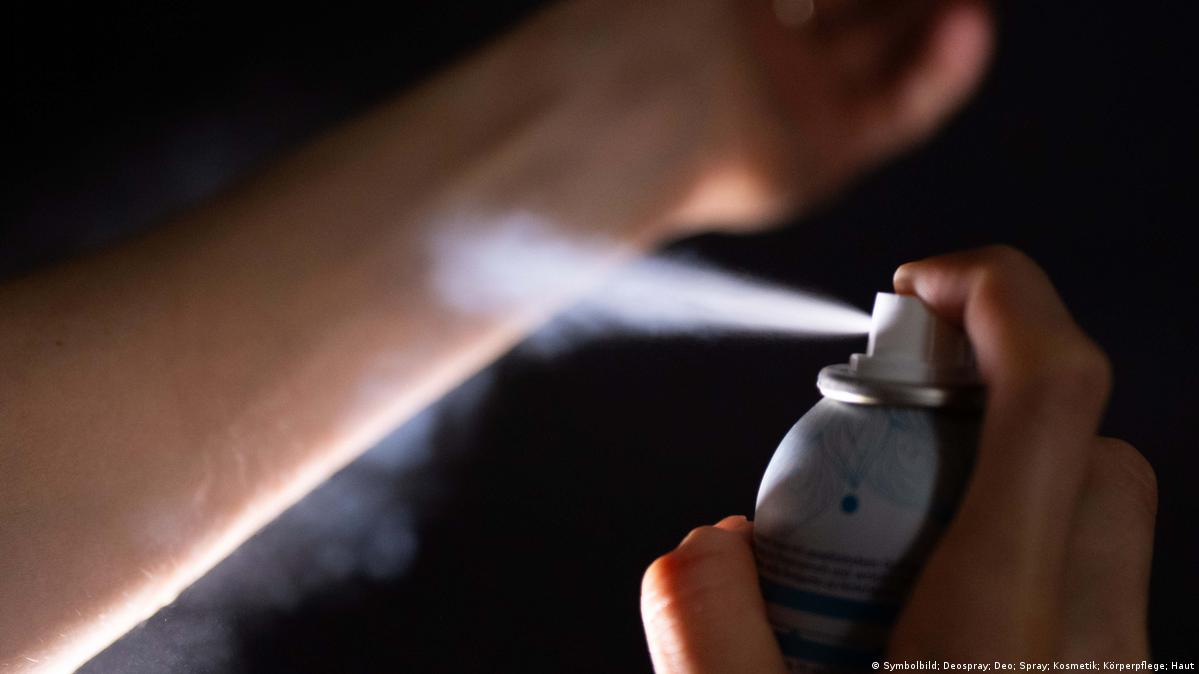 Internetowy challenge z dezodorantem. Śmiertelne zagrożenie – DW – 22. ...