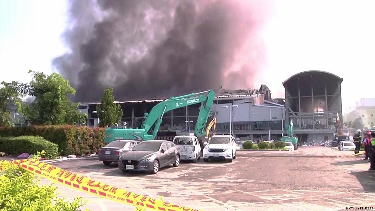 Fire in Taiwan golf ball factory kills firefighters, workers