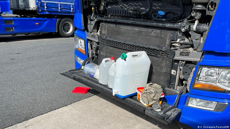 Robovski rad za upravljačem kamiona – DW – 06.04.2024