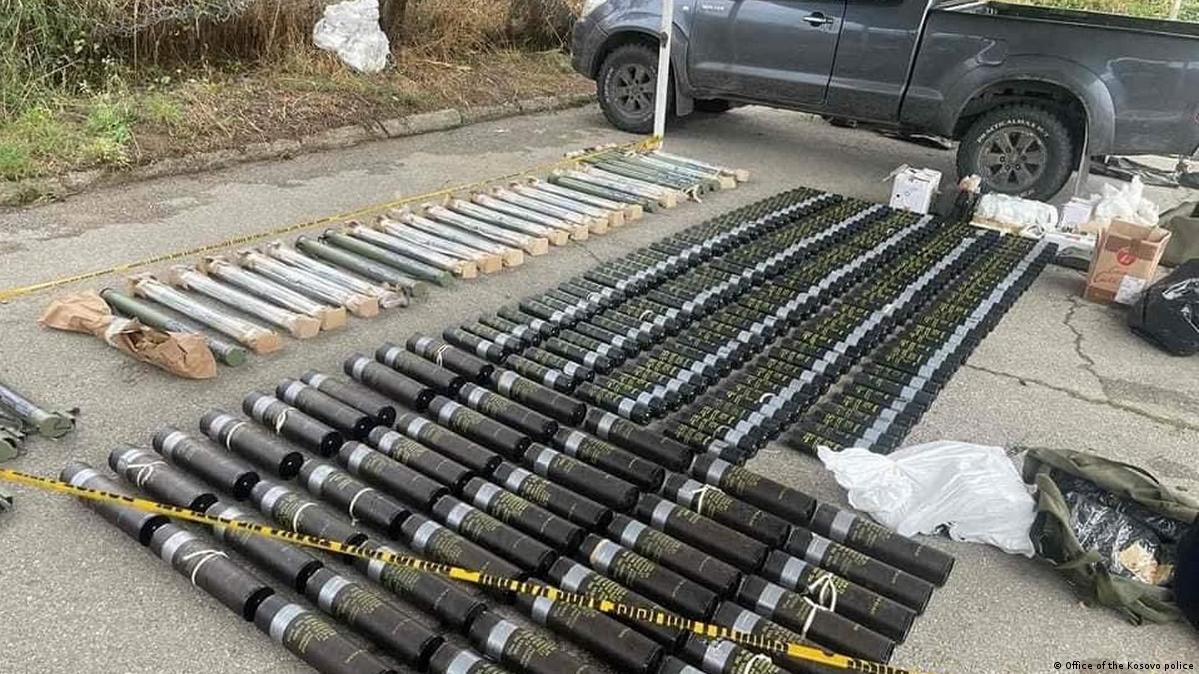 Kosovë: Arsenal i madh armësh në vendin ku ndodhi sulmi