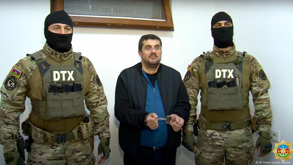 Azerbaijan confirms arrest of Nagorno-Karabakh ex-president – DW – 10 ... Azerbaijan confirms arrest of Nagorno-Karabakh ex-president – DW – 10 ...