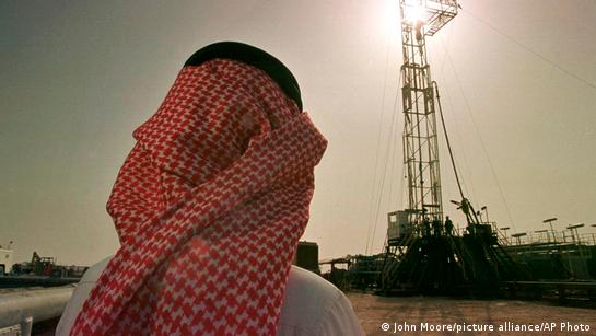 Iran war: How long before Gulf nations stop pumping oil?