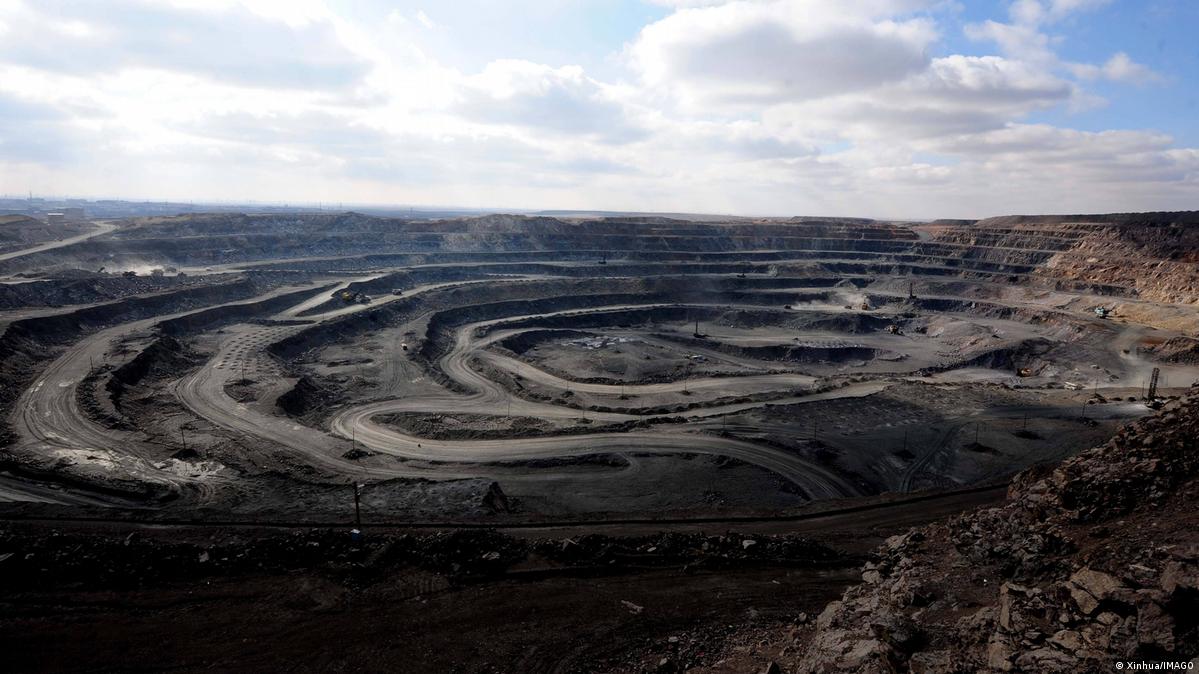 China halla mineral inédito que contiene valioso metal raro – DW – 12 ...