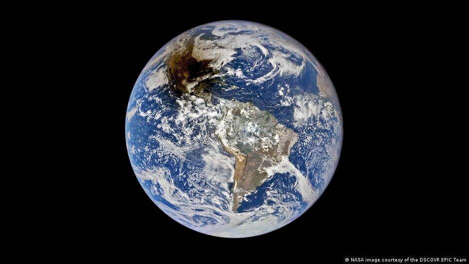 La espectacular toma del eclipse solar sobre Norteamérica