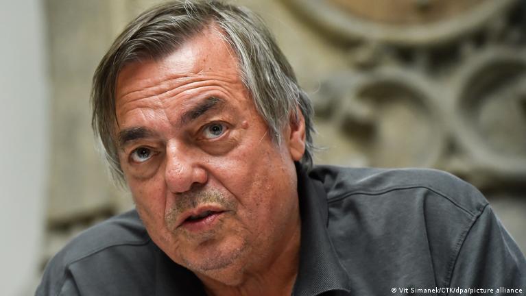 Drago Jancar puts Slovenia on the literary map – DW – 10/18/2023