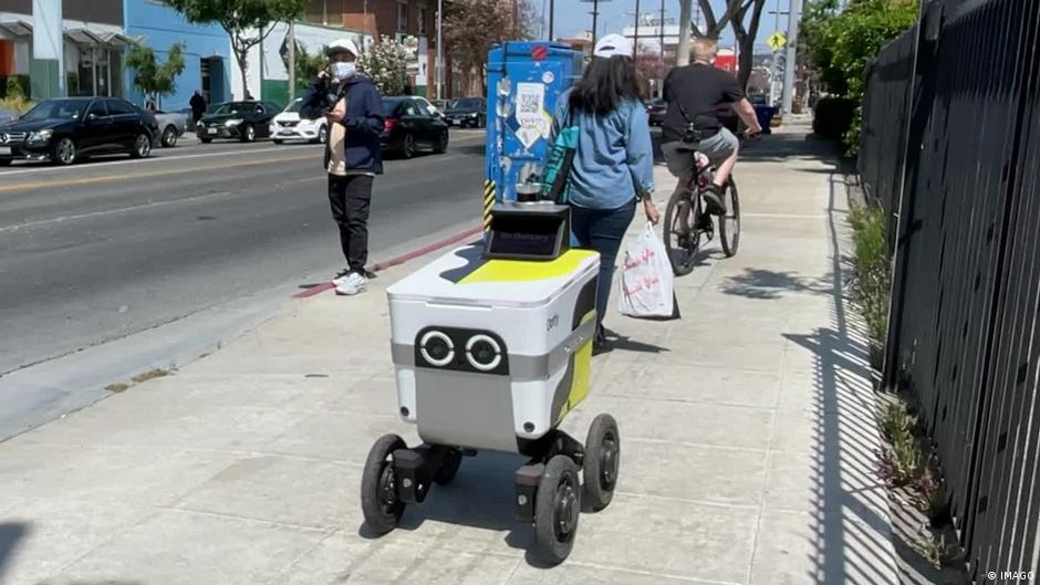 A robot helps catch thieves – DW – 10/21/2023