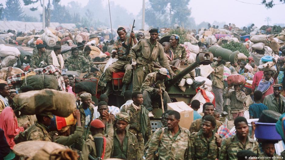 Ruandês condenado a prisão perpétua por genocídio de 1994 – DW – 22/12/2023