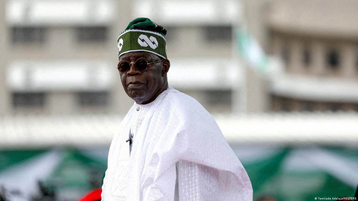 Tinubu: Zai mayar da martani mai zafi kan kisan Sarkin Gobir – DW – 08 ...
