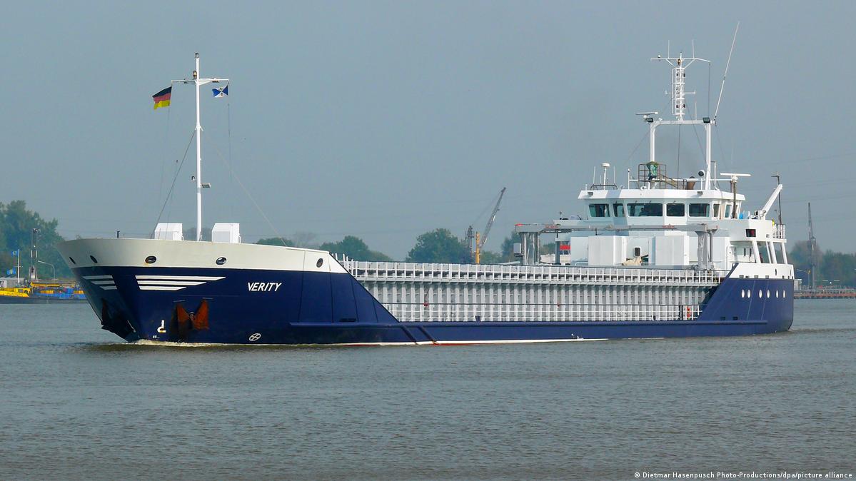 Germany: North Sea ship collision leaves 5 dead – DW – 10/25/2023