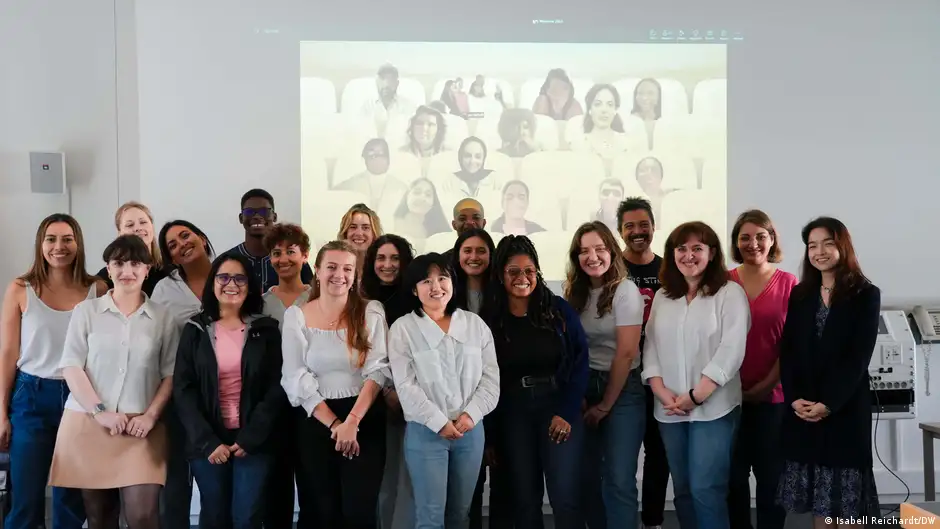 The fourteenth IMS intake begins its studies | DW AKADEMIE | DW | 26.10 ...