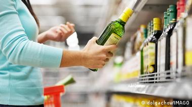 'No Thanks' app calls for boycott of Israel-related products – DW – 12 ...