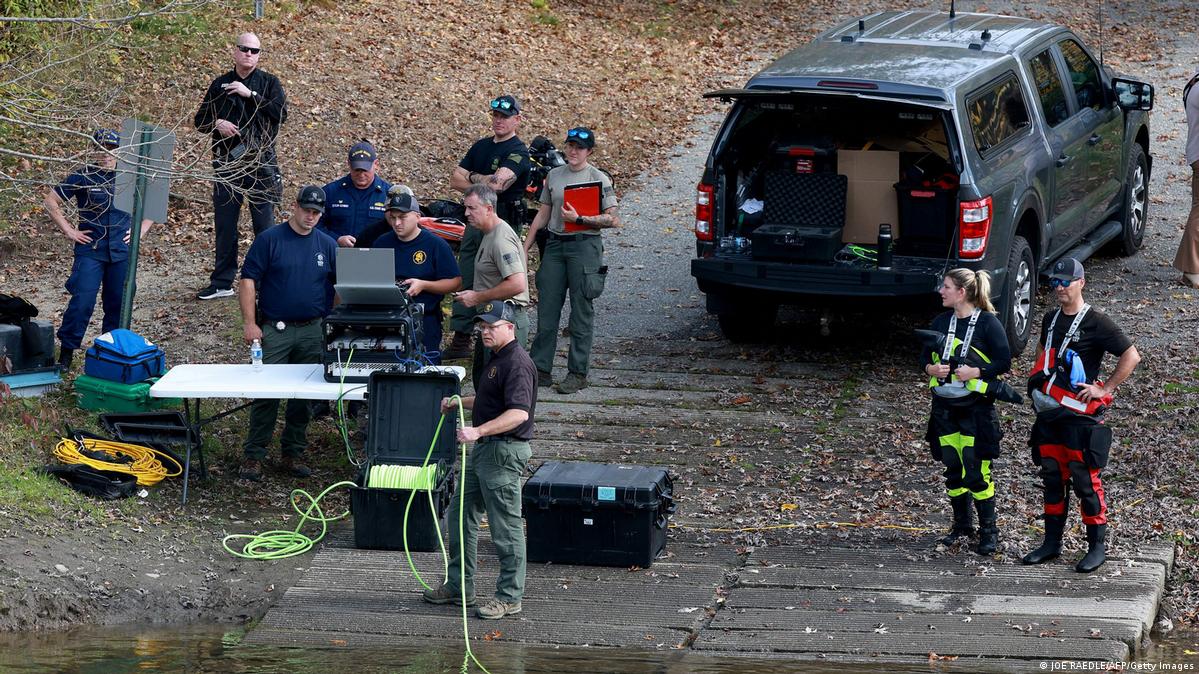 Maine governor confirms death of Lewiston mass shooter – DW – 10/28/2023