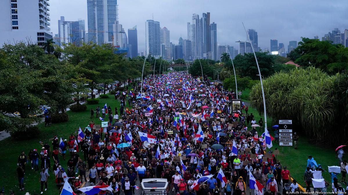 Presidente de Panamá llama al diálogo ante protestas – DW – 28/10/2023
