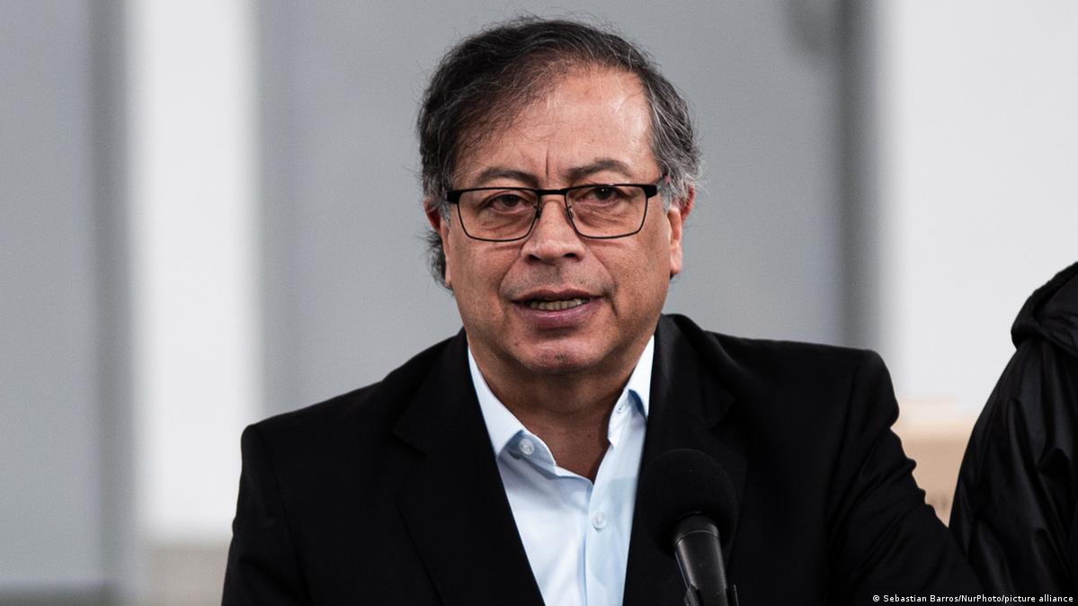 Gustavo Petro advierte a EMC: paz o morir como Pablo Escobar – DW – 21 ...