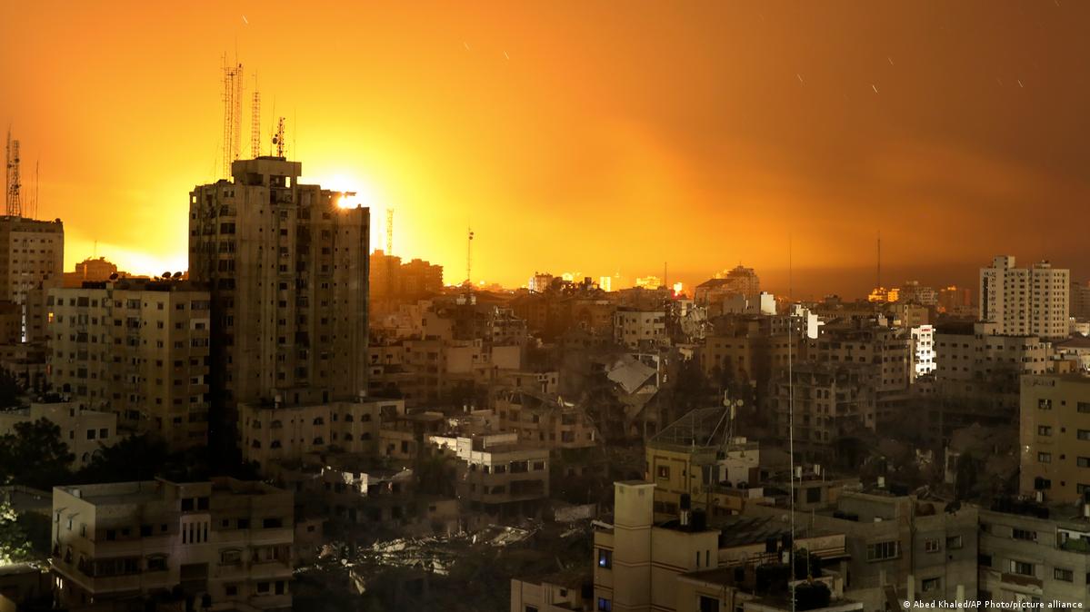 Israel-Hamas war: Blinken talks Gaza aid in Iraq visit – DW – 11/06/2023