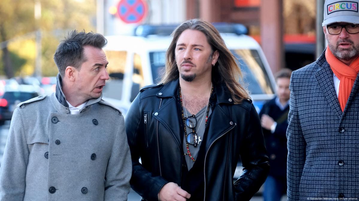 Singer Gil Ofarim admits he lied about antisemitic incident – DW – 11 ... Singer Gil Ofarim admits he lied about antisemitic incident – DW – 11 ...