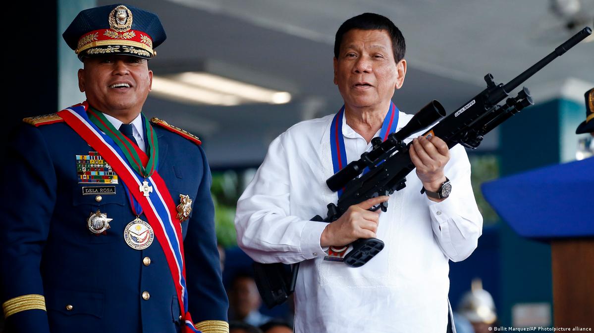 Duterte in ICC custody after arriving in Netherlands: court – DW – 03 ...