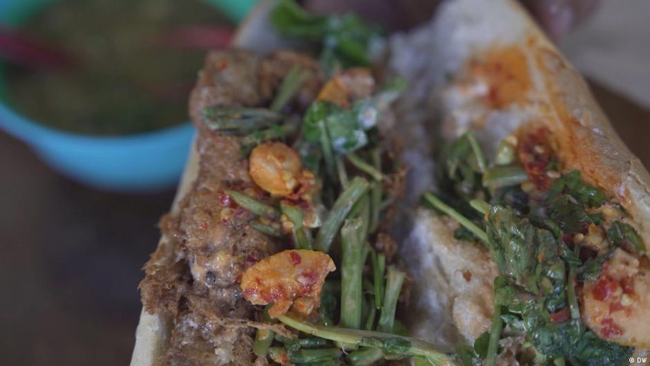 Taste of Mauritius: A street food tour of Port Louis – DW – 11/21/2023