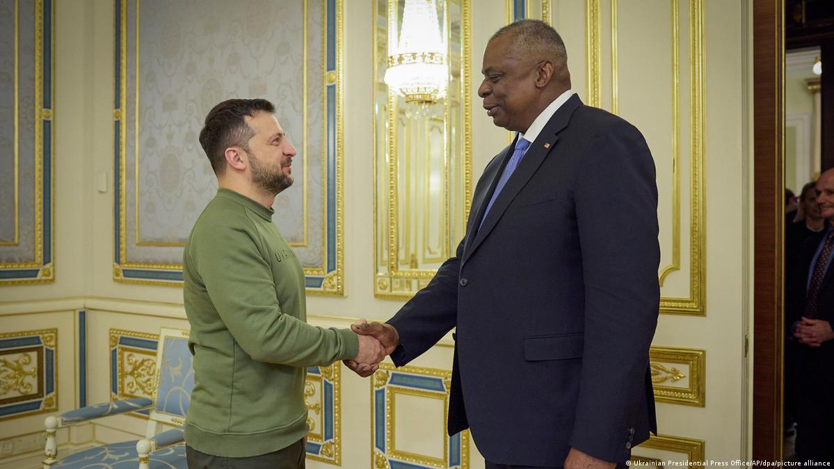 Візит Остіна США нададуть Україні озброєння на 100 млн Dw 20 11 2023