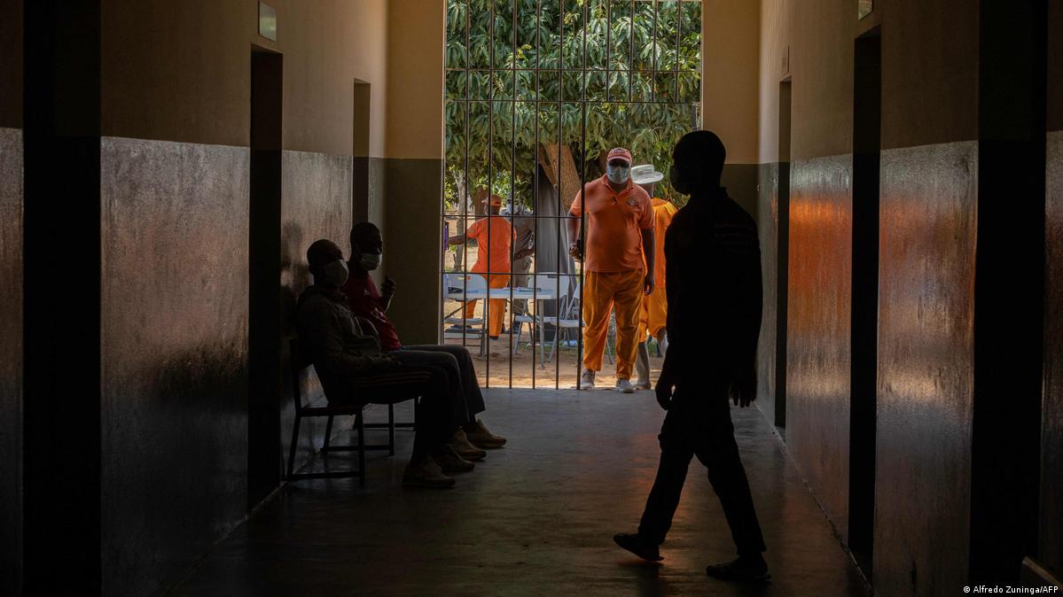 Moçambique: Dezenas de mortes na invasão da cadeia em Maputo