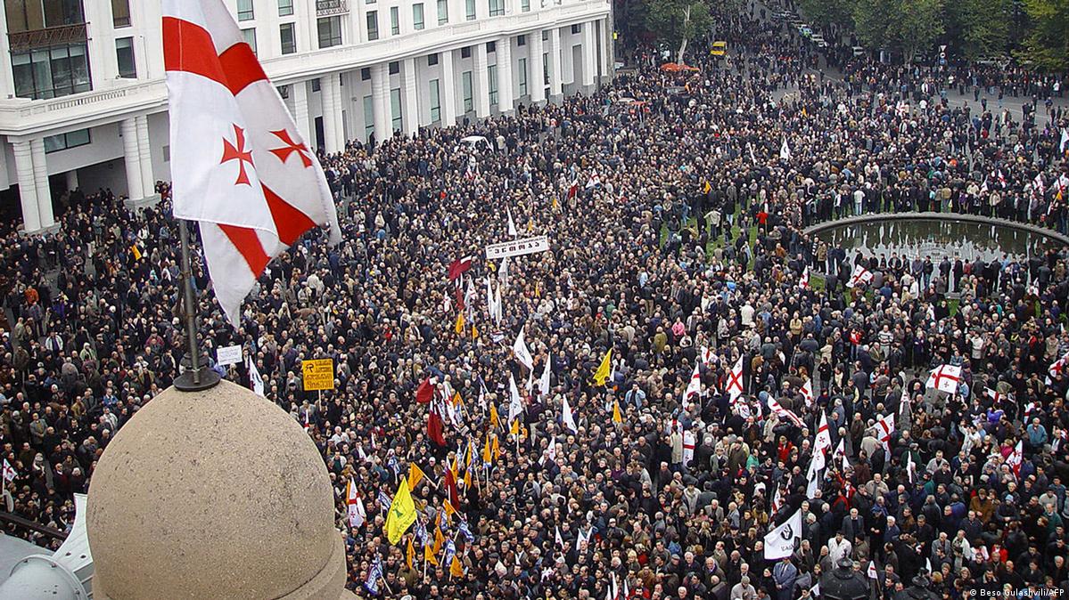 Georgia: The thorns of the Rose Revolution – DW – 11/22/2023