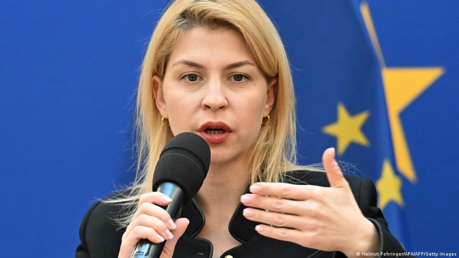 Ukraine Cabinet minister: €50 billion EU aid is 'vital' – DW – 02/02/2024