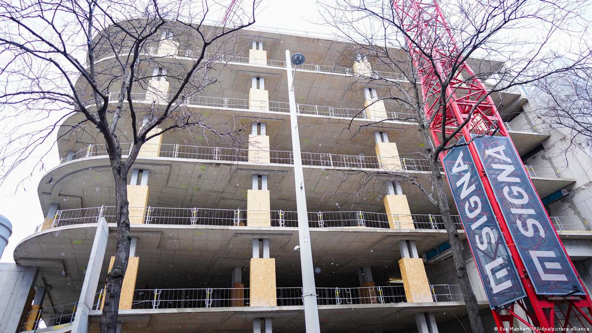 Top subsidiaries of property giant Signa file for bankruptcy – DW – 12 ...