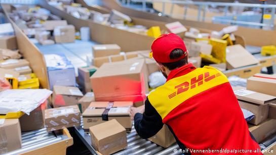 Germany warns over incendiary devices in freight