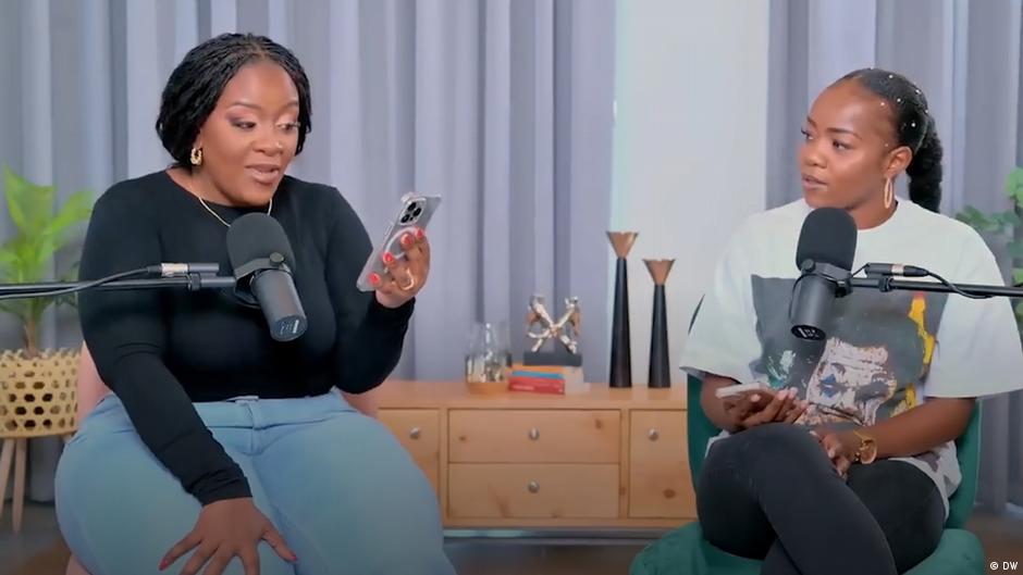 Women take over podcasting – DW – 12/06/2023