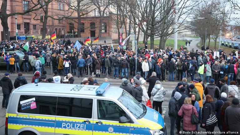 Germany: Far-right group protests refugee housing plan – DW – 12/09/2023