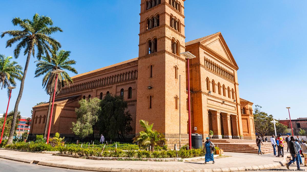 En RDC, la mission d'observation des églises fin prête – DW – 11/12/2023