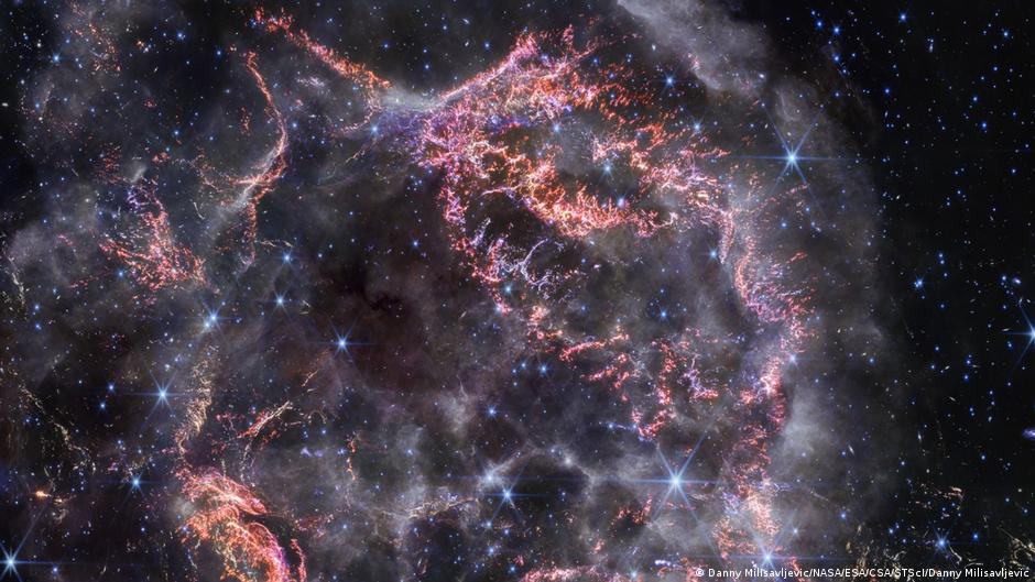 Telescopio Webb capta la visión más detalla de una supernova – DW – 13 ...