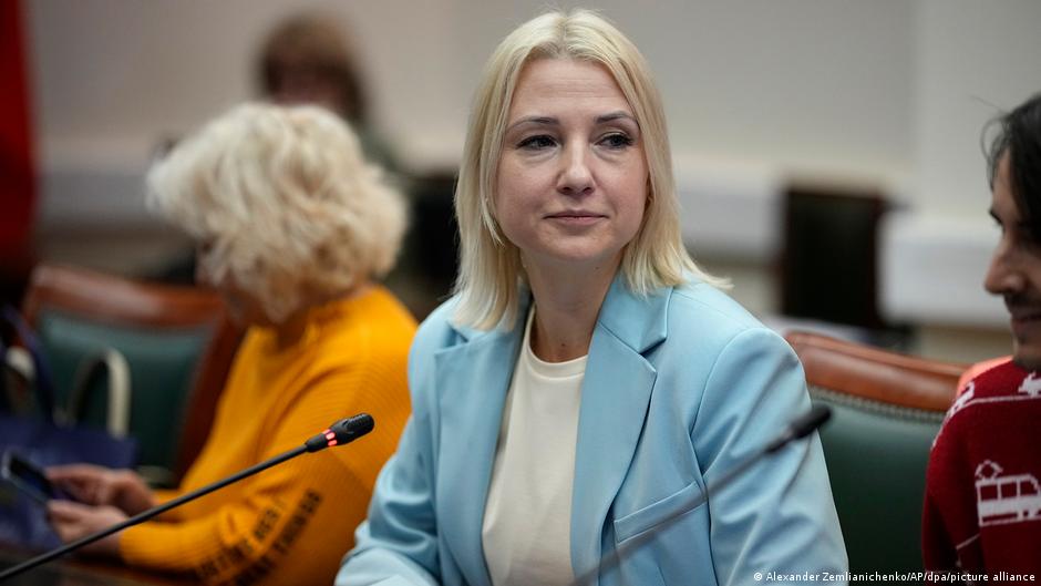 Meet the woman who wants to run against Putin in Russia