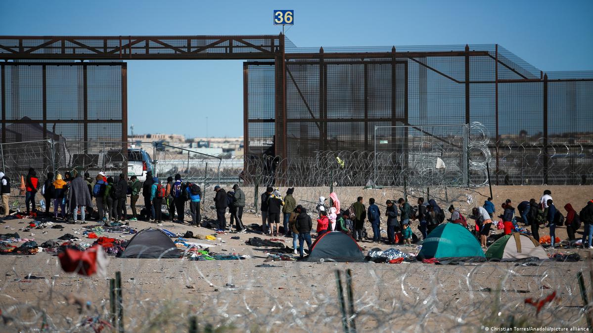 US Senate unveils bill on border issue, Ukraine, Israel aid – DW – 02 ...