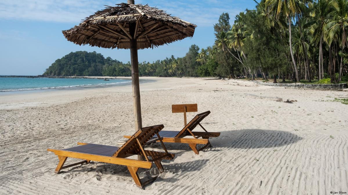 Myanmar Ngapali beach paradise in dire straits amid conflict – DW – 01 ...