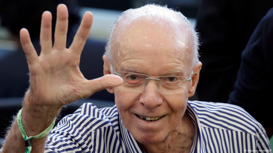 Brazilian football legend Mario Zagallo dies at 92 – DW – 01/06/2024
