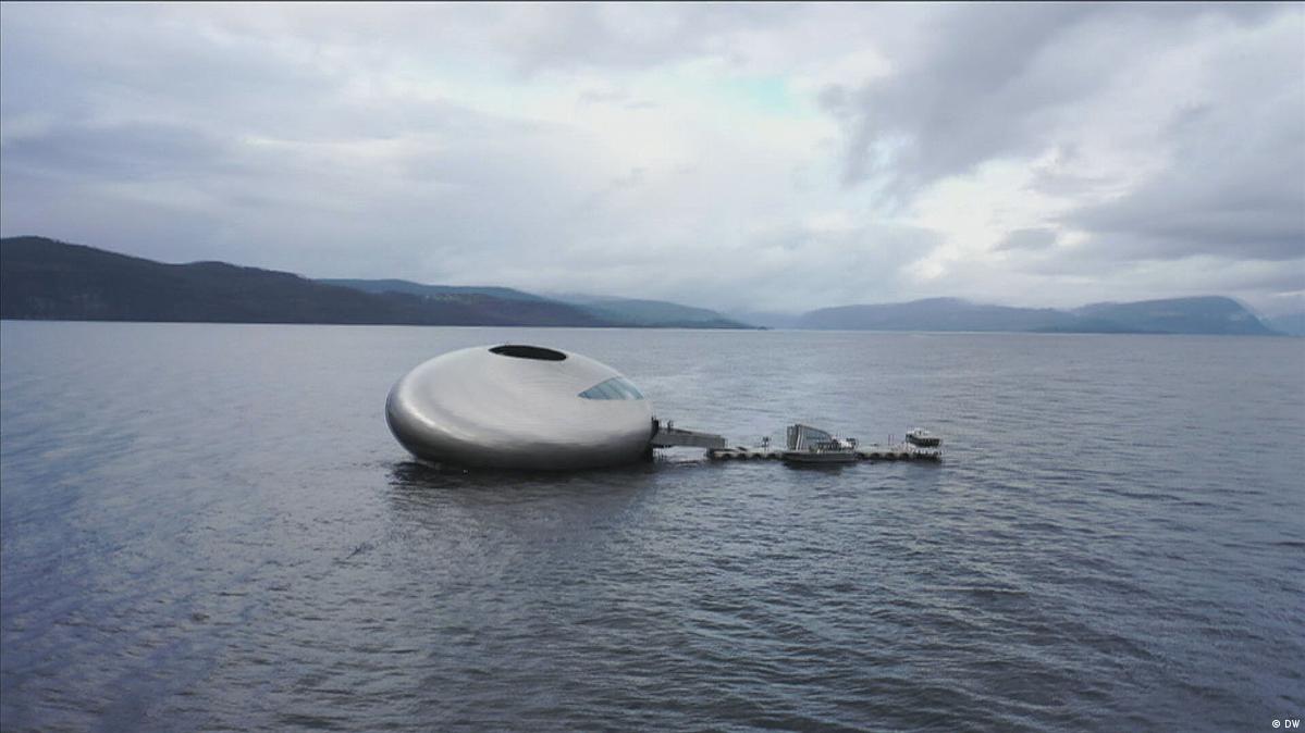 In the Middle of a Fjord: The Floating Iris Restaurant – DW – 01/12/2024