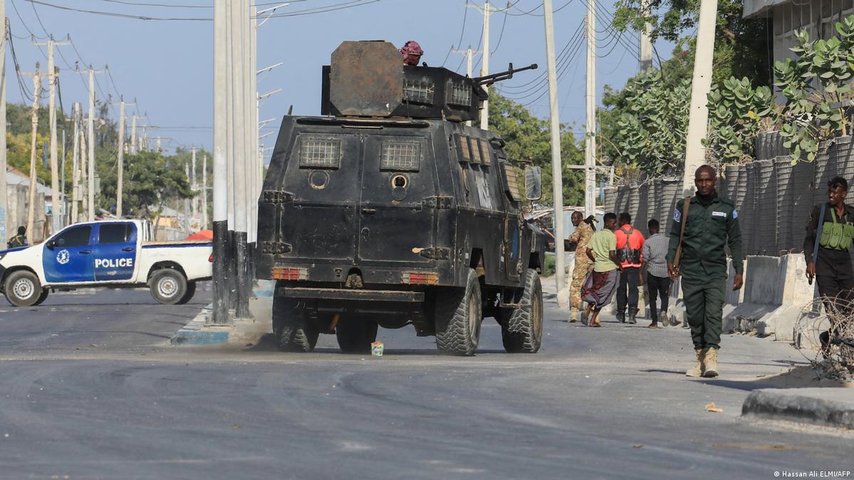 Sojojin Somaliya sun halaka mayakan Al-Shabab 70 – DW – 02/26/2025