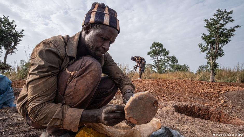 Senegal's gold rush: More wealth, but at what cost?